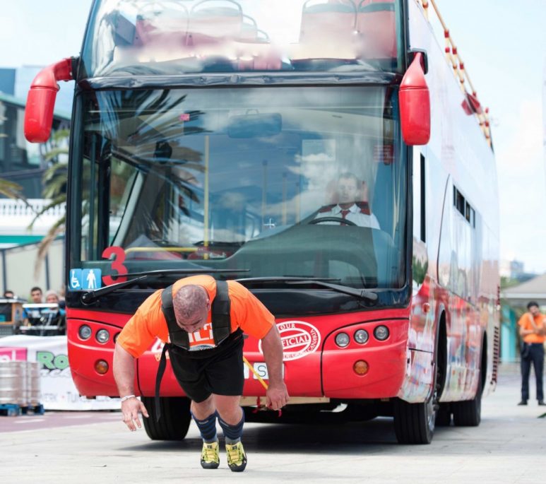 Leeds Insurance Specialists Helps Transport Fleets Win Rope-Pulling ...