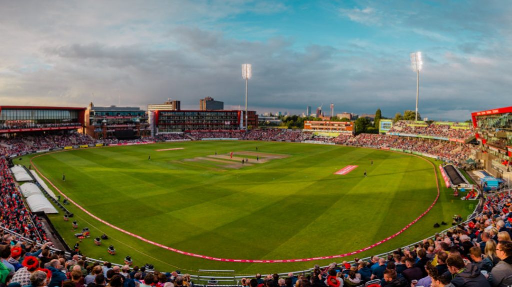 Lancashire Cricket and Rewards4Cricket team up - Business Up North