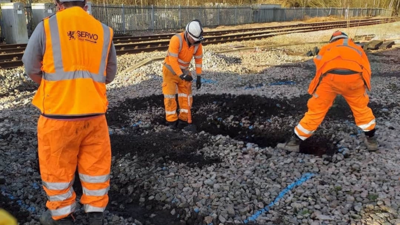 Leeds firm launches eco-friendly living wall on national rail, housing ...