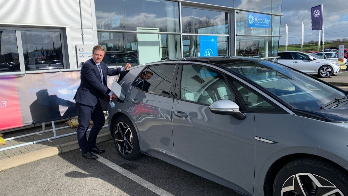 Electric Vehicle Accreditation for Bristol Street Motors Harrogate ...
