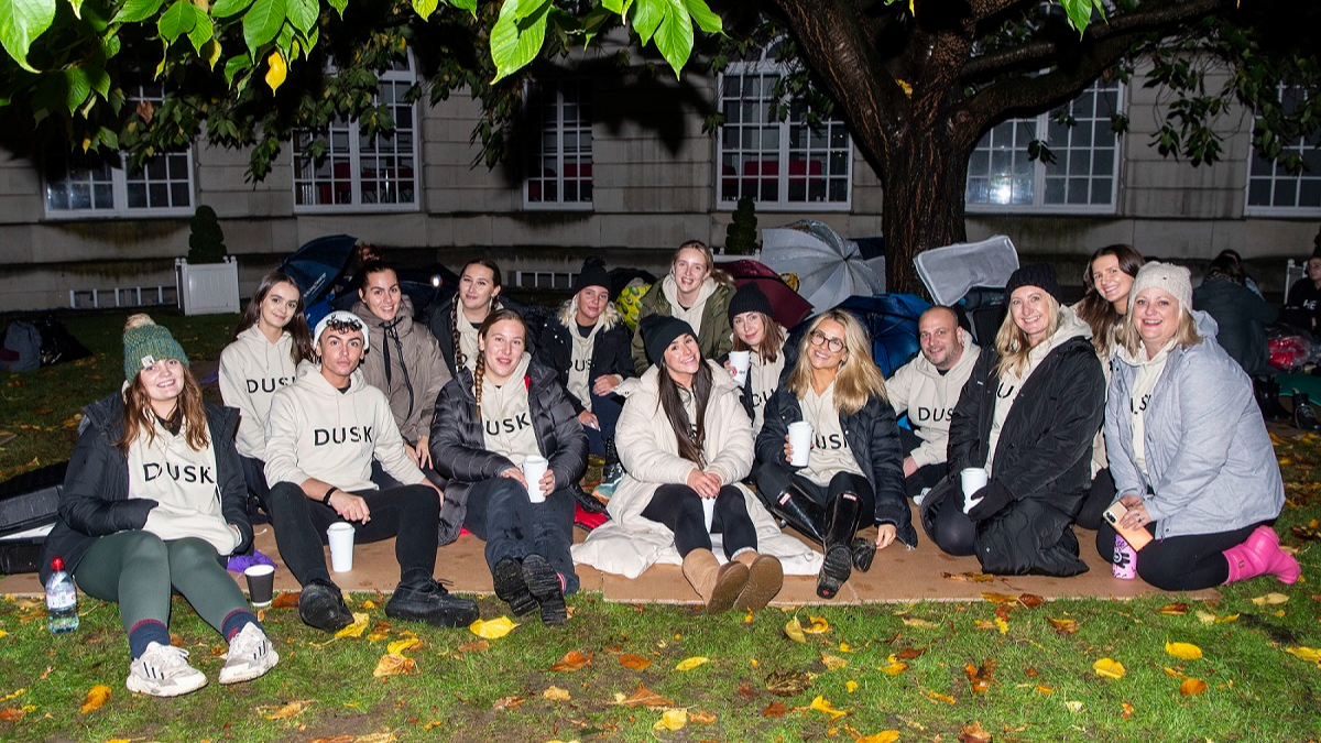 £26,000 raised as 100 bed down on Leeds street for charity sleep-out ...