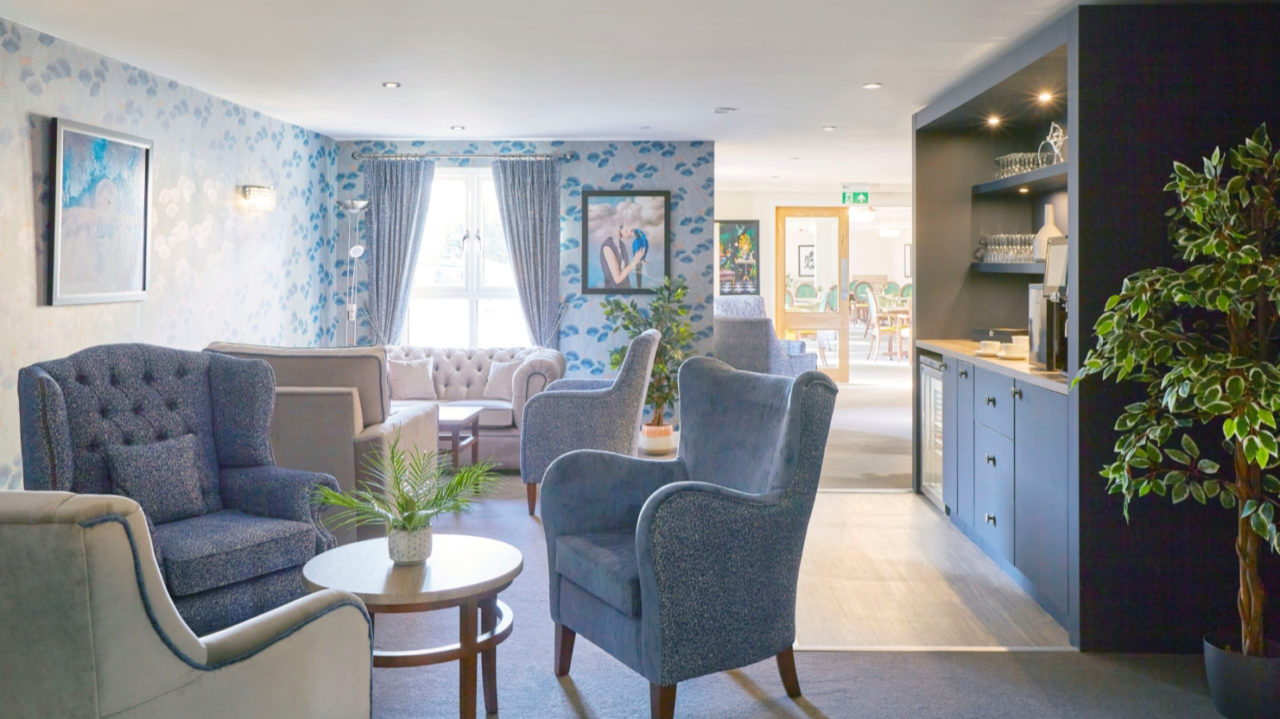 New coffee lounge, restaurant and show apartments revealed at luxury ...