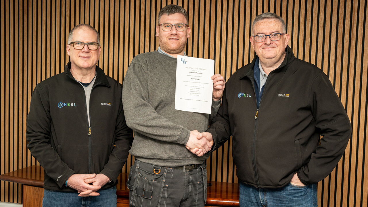 Pipefitter Shows He's A Bright Spark With New Industry Qualification ...